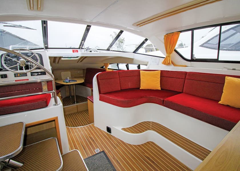 Listing of Luxury Boats for Hire on the Norfolk Broads