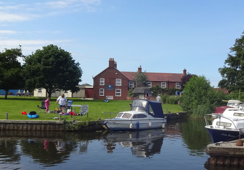Norfolk Broads Pubs Map and directory guide